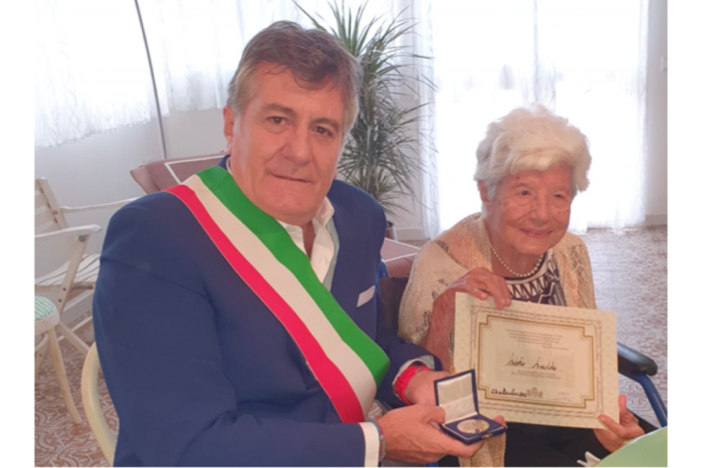 107 anni e non sentirli, auguri ad Adele Anedda di Cagliari - Casteddu ...