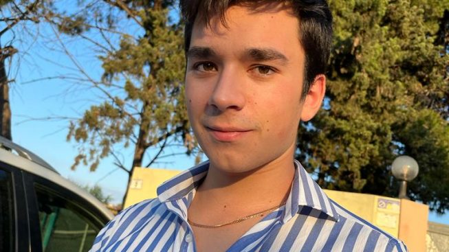 Con immenso dolore l'addio dei genitori ad Alessandro Meloni - Casteddu ...