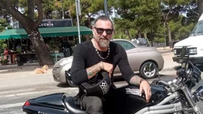 Cagliari, Joe Perrino stabile ma in gravi condizioni: il cantante ha ...