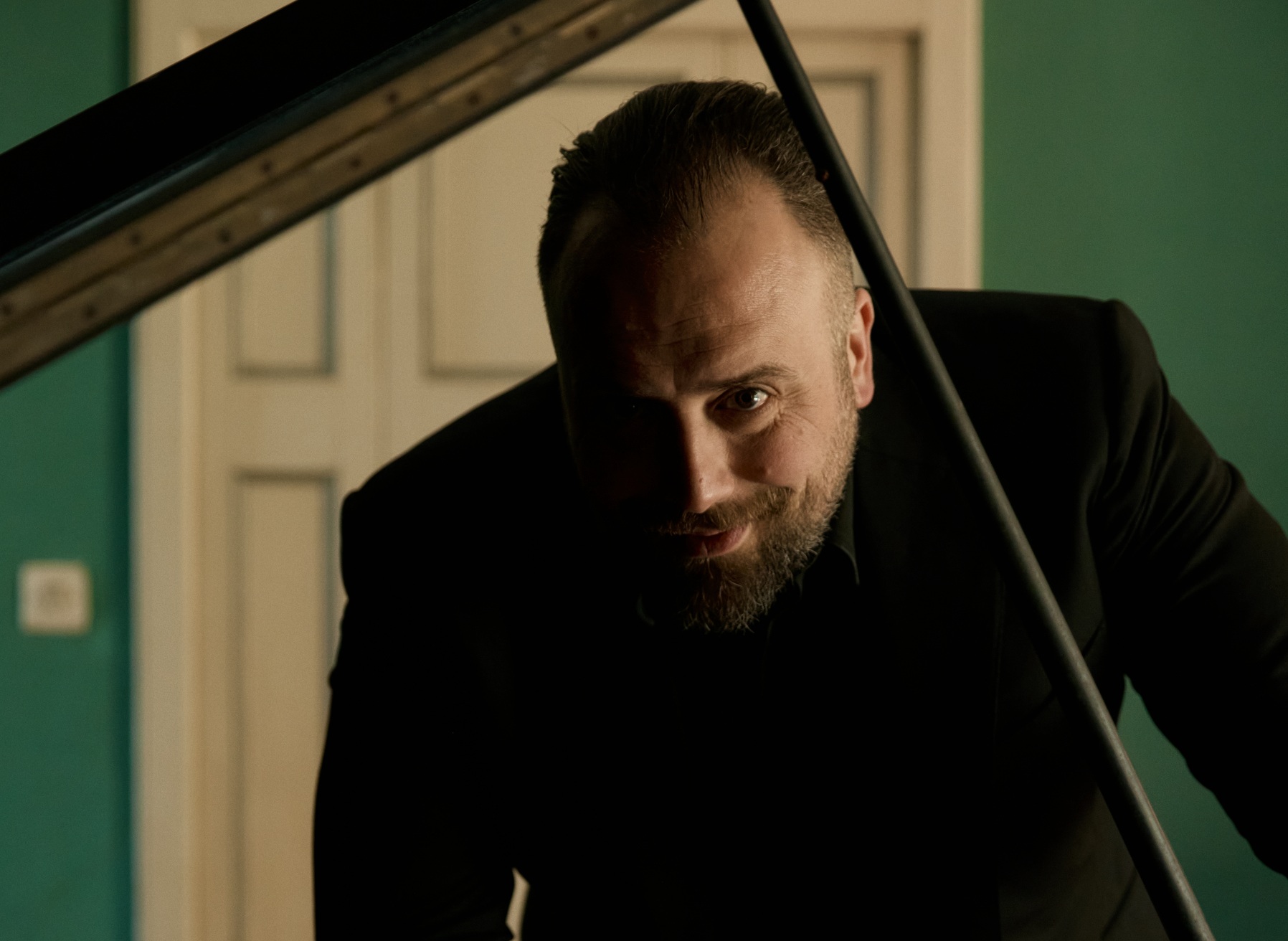 Raphael Gualazzi in concerto martedì 30 dicembre alle 20.30 al Teatro ...