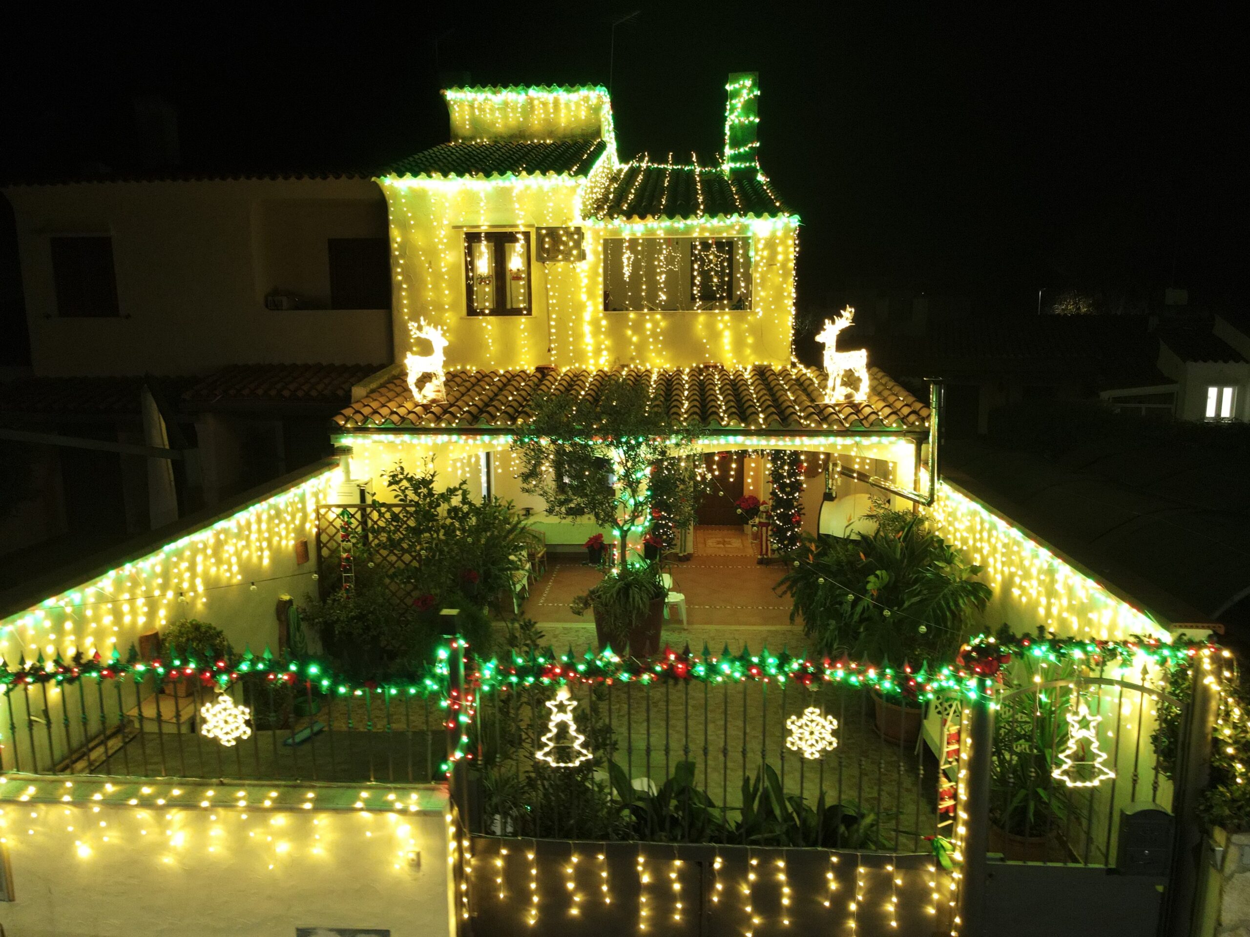 Concorso "Le migliori luminarie in Sardegna": casa Sarritzu-Serra a ...