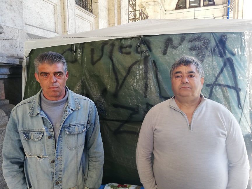 Cagliari, il gesto estremo degli ex lavoratori De Vizia: “Iniziamo lo ...
