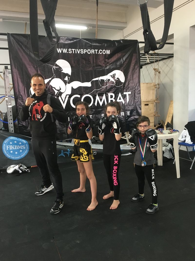 Sara Roggio e Alessandra Ruiu campionesse regionali di kick boxing ...