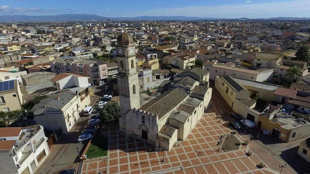 Assemini, carabinieri e spintoni ai seggi: le elezioni finiscono in ...